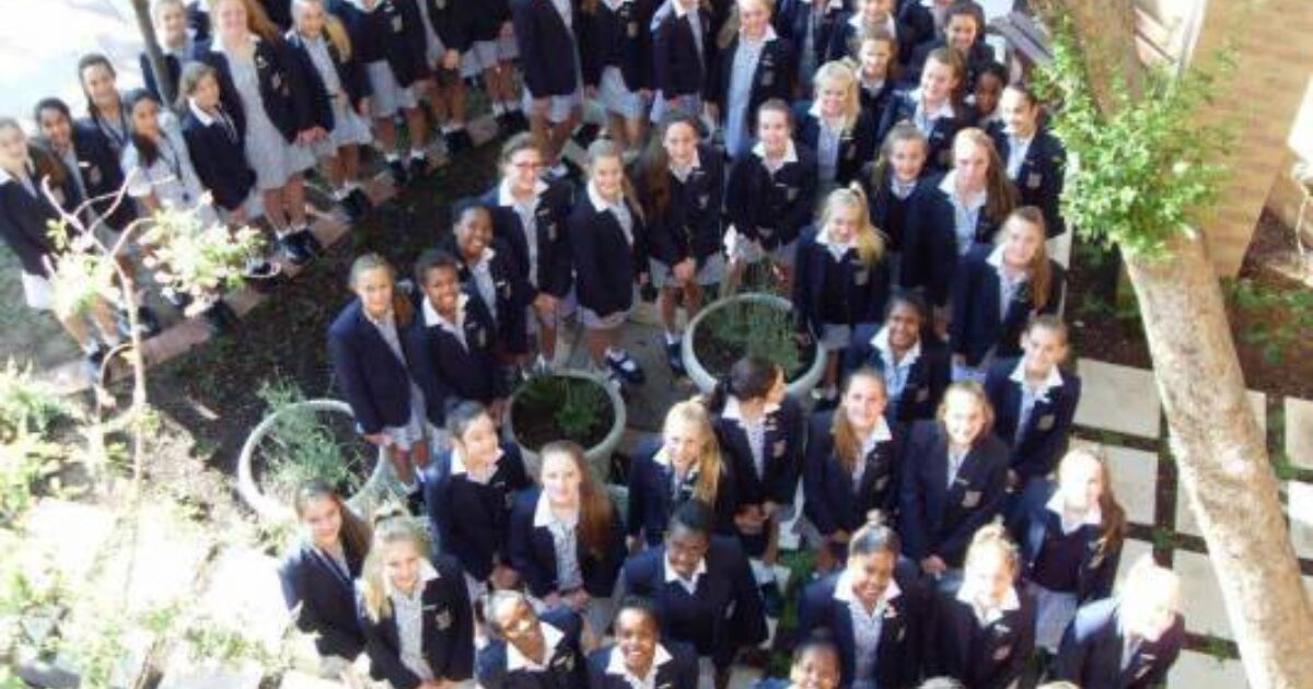 2014 Grade 7 gift to the Girls' Prep | St Stithians College